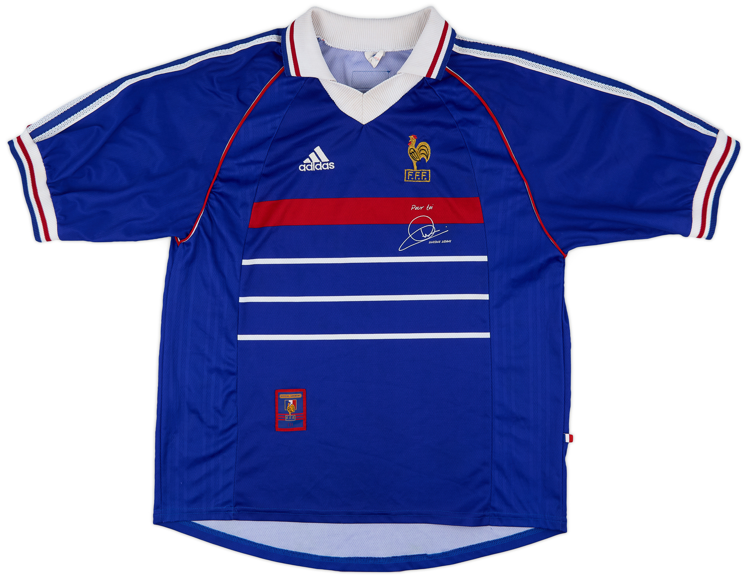 Zinedine Zidane trikot - Retro und Vintage - Ein Stück Fußballgeschichte