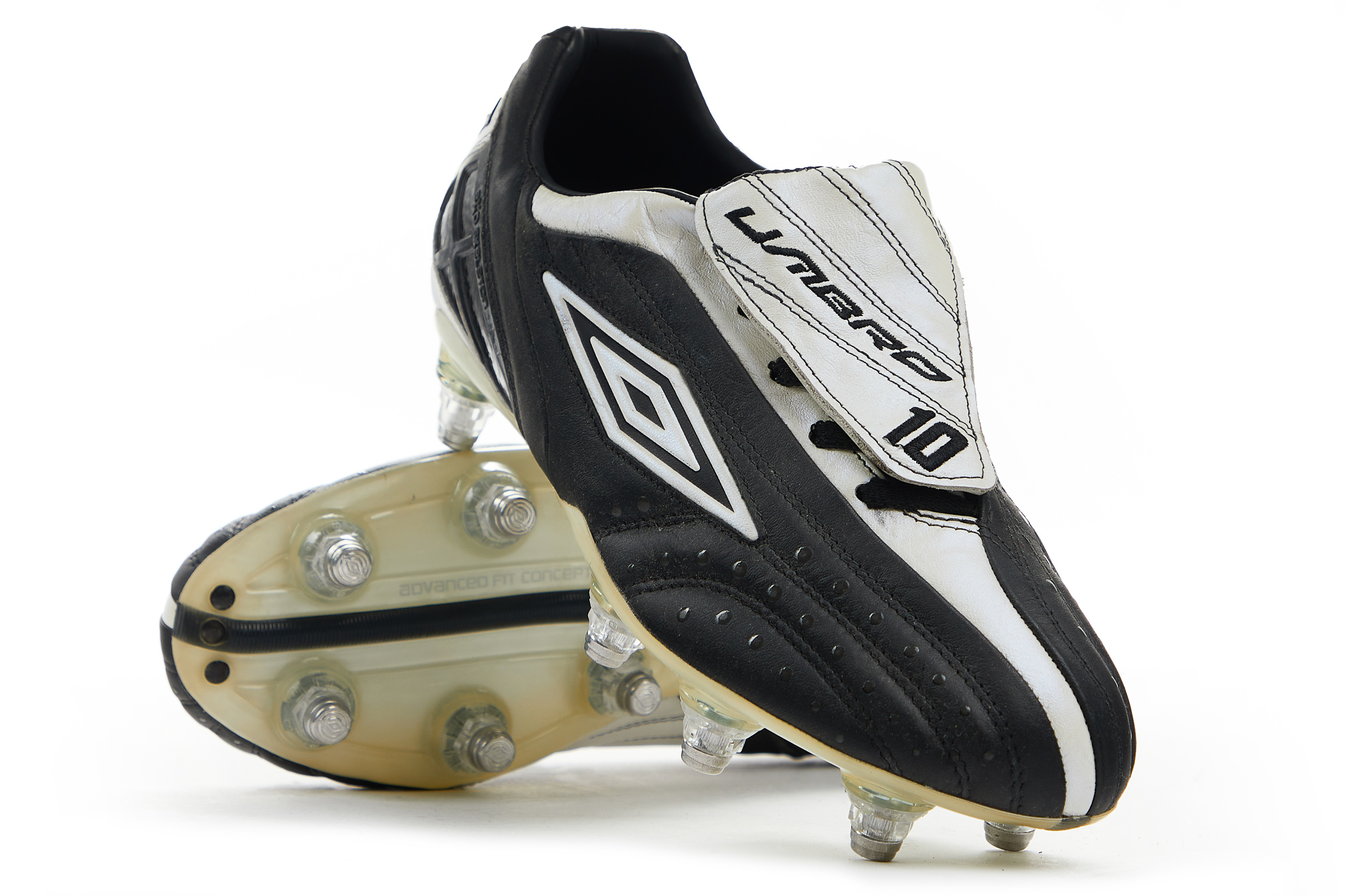 2004 Umbro Match Worn Exoskeleton IVX Football Boots (Michael Owen) - 5 ...