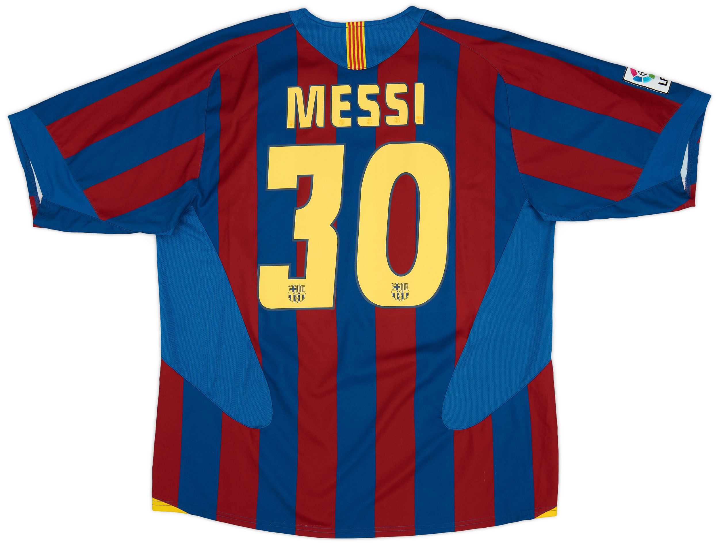 2005-06 Barcelona Home Shirt Messi #30