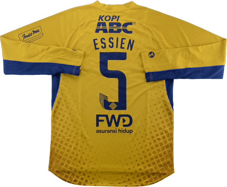 Michael Essien Retro Jersey: Vintage shirt for Football History