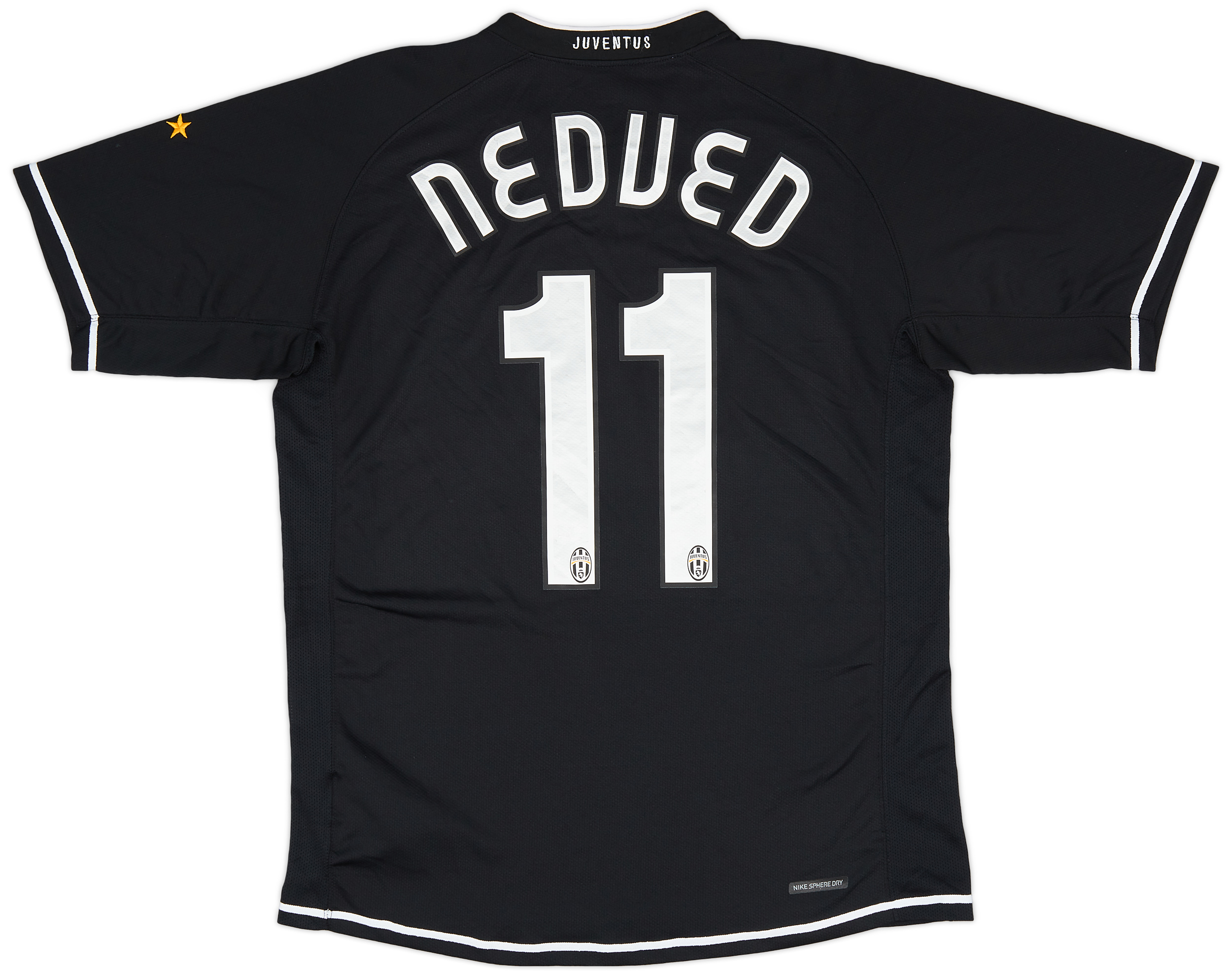Maillot Pavel Nedved Vintage : Découvrez les maillots rétro et classiques